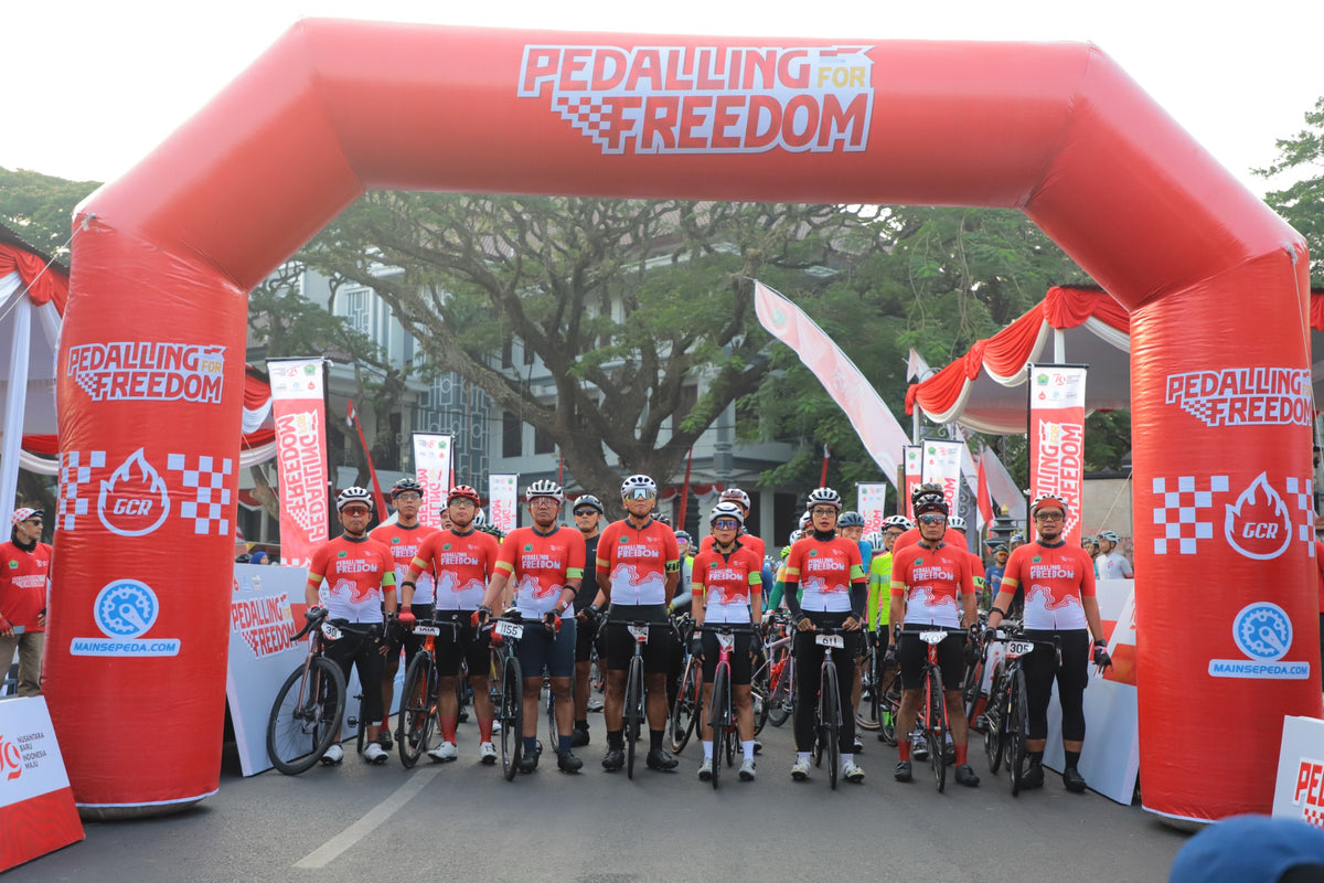 Pedalling for Freedom, Bersepeda Serba 79 di Malang – Subjersey